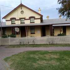 Euston Motel - 9 Murray Terrace, Euston NSW 2737, Australia