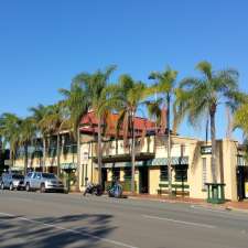 Grand View Hotel - 49 North St, Cleveland QLD 4163, Australia
