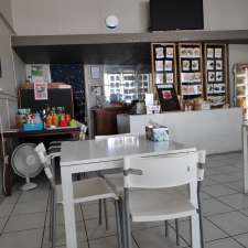 Famili Ria - 1115 Riversdale Rd, Surrey Hills VIC 3127, Australia