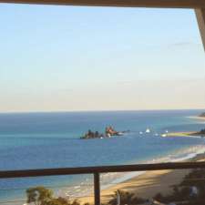Blue Moon Beach House - 12 Trochus Place, Tangalooma QLD 4025, Australia