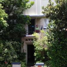 Avon Lodge - 9 Gregory Terrace, Spring Hill QLD 4000, Australia