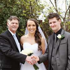 John Whitford Celebrant - 15A Patricia Ct, Bendigo VIC 3551, Australia