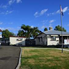 Injune Motel - 58/60 Hutton St, Injune QLD 4454, Australia