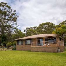 Moona Beach House | Jervis Bay Rentals - 90 Burrill St, Huskisson NSW ...
