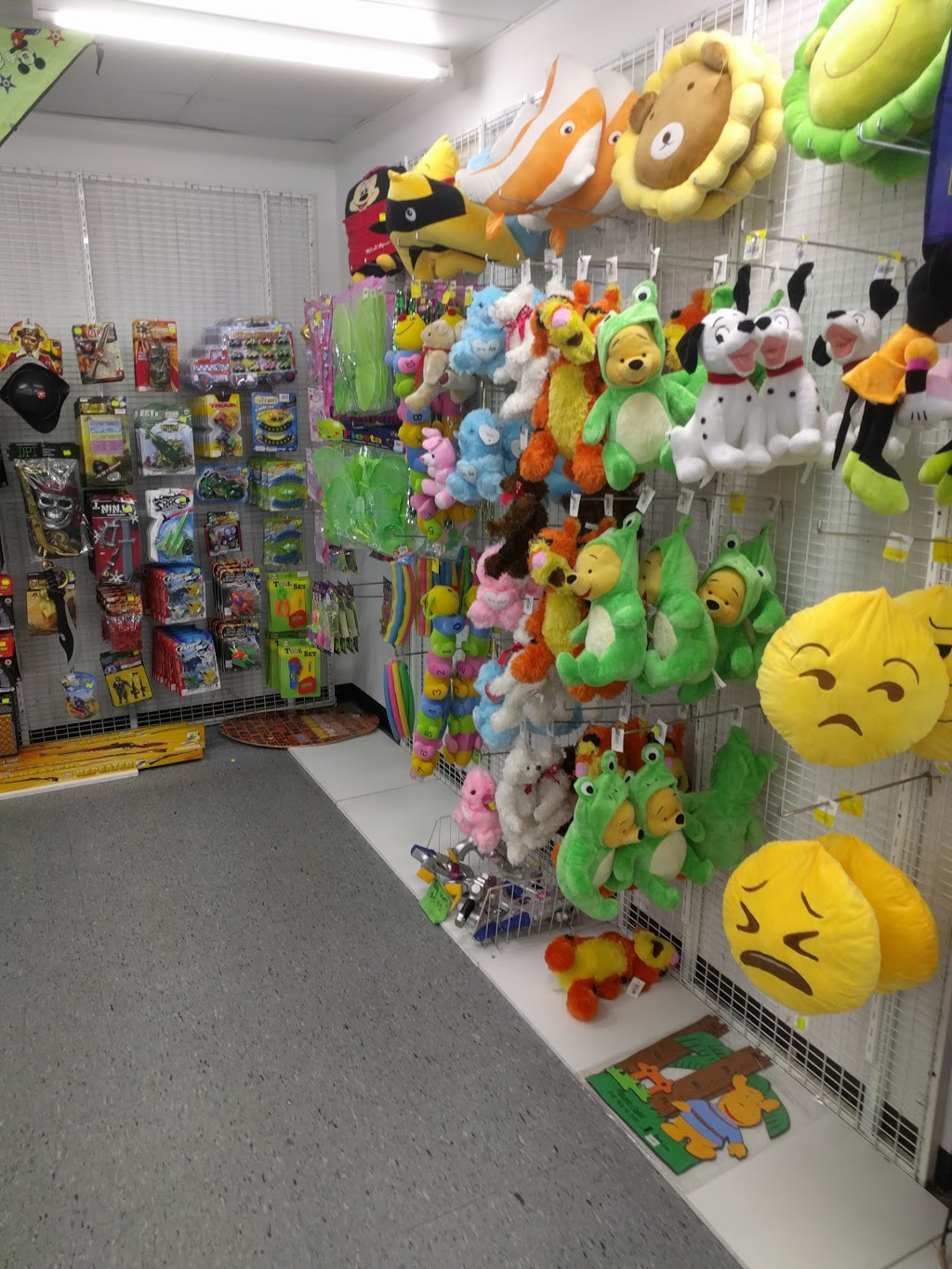 Craigmore Village Shopping Centre - 208-216 Yorktown Rd, Craigmore SA ...
