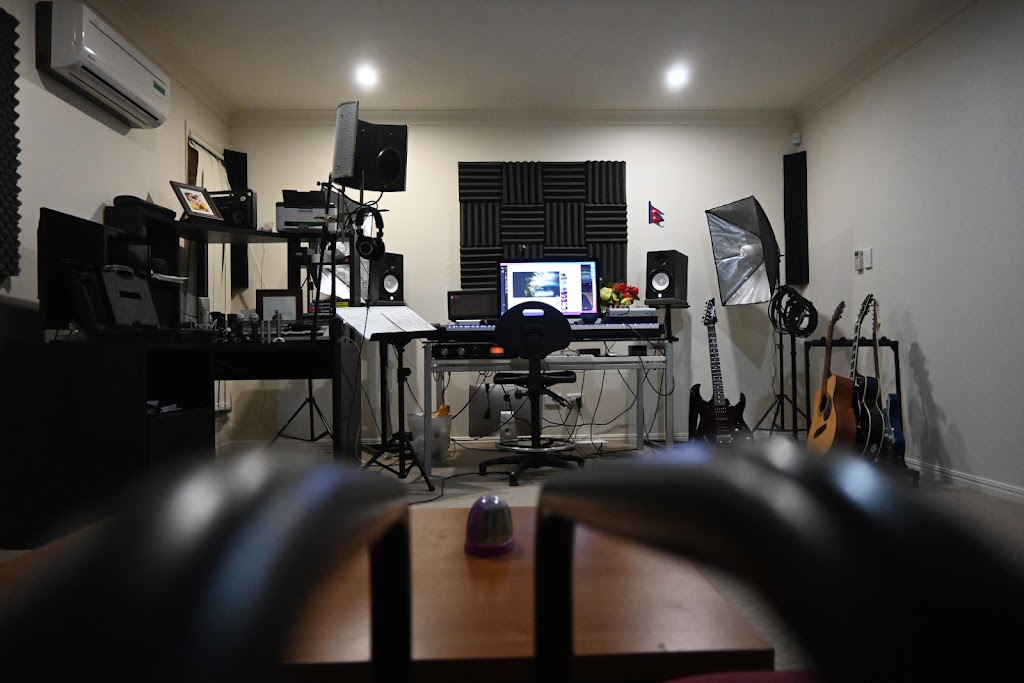 Ulka Studio 3 Colebrook Cres Doolandella QLD 4077 Australia Ulka Studio 3 Colebrook Cres Doolandella QLD 4077 Australia