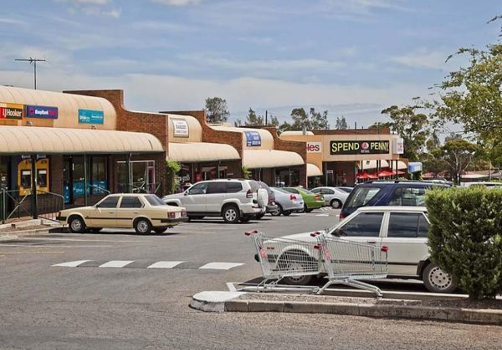 Craigmore Village Shopping Centre - 208-216 Yorktown Rd, Craigmore SA ...