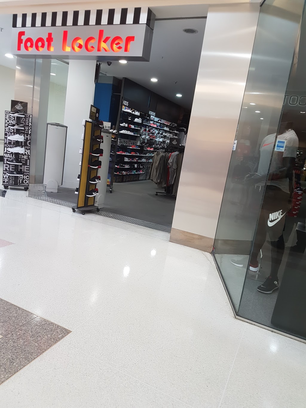 Foot Locker Westfield Shop 1085 388 Scarborough Beach Rd Innaloo WA